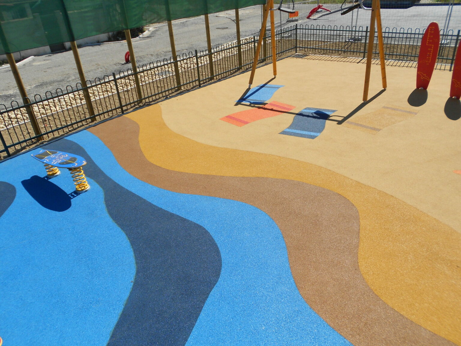 Colored EPDM (rubber granules) - Hexdalle France Construction